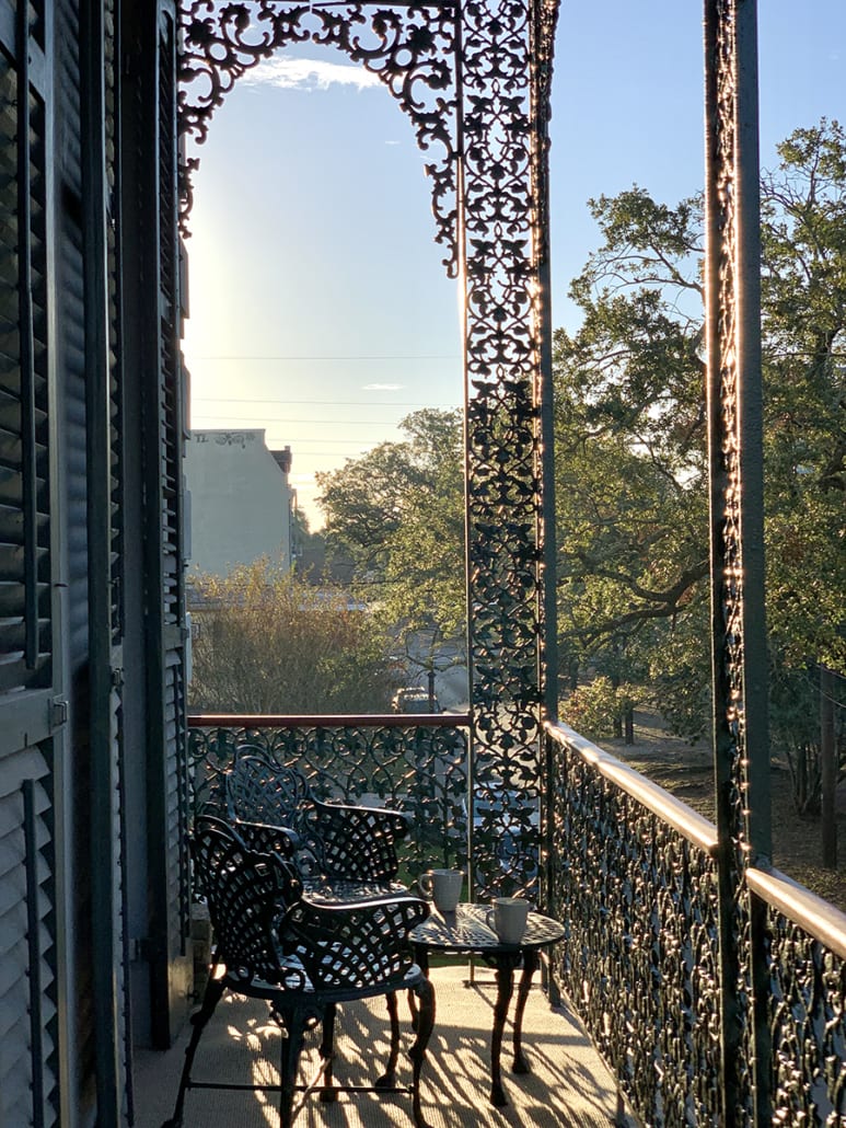 Ruthie's Balcony Suite - The Lanaux Mansion